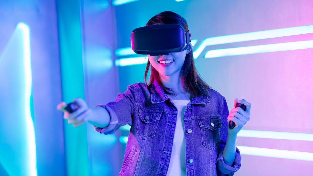 Virtual Reality: Pengalaman Digital yang Semakin Nyata - Teckknow